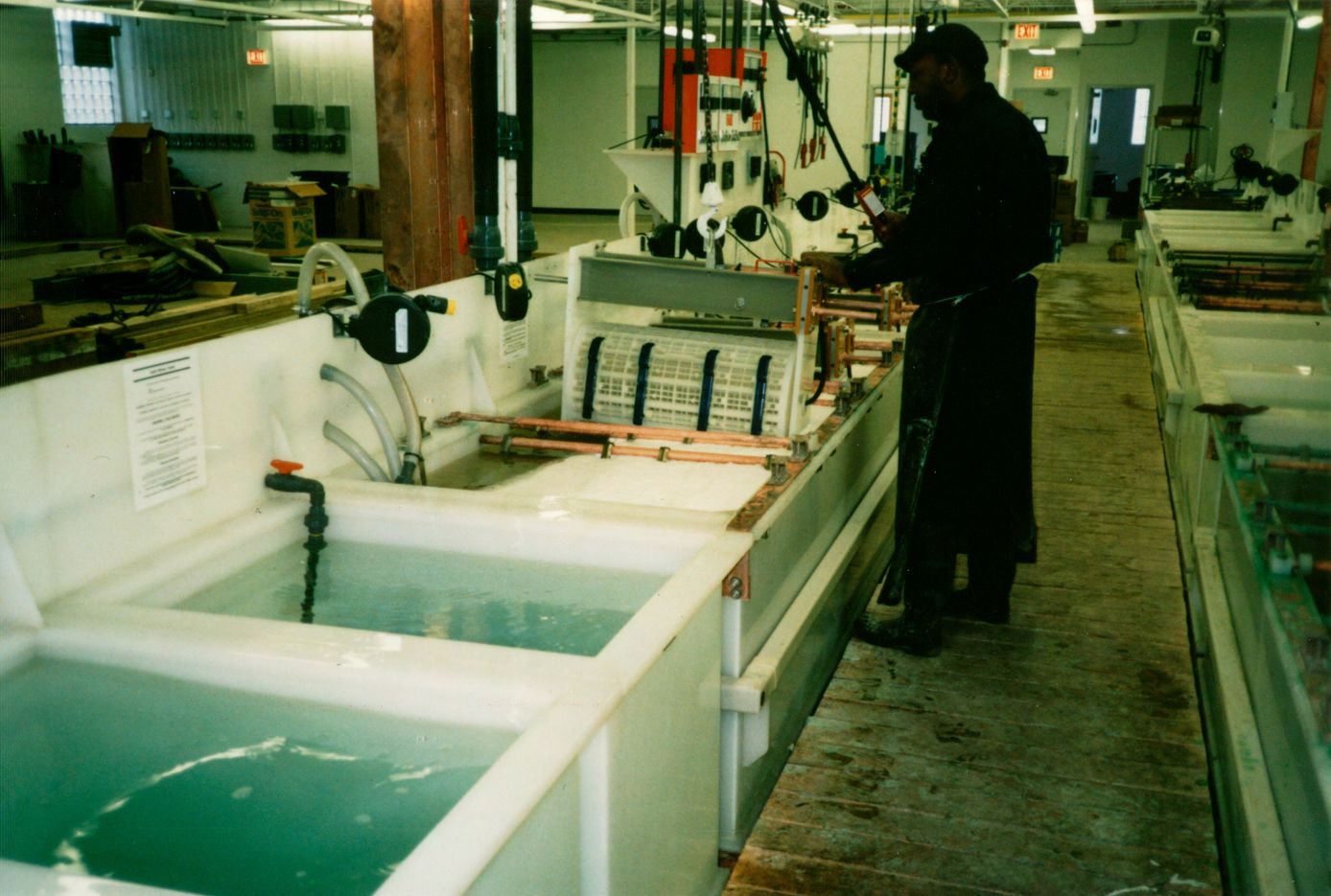 Jeremy Lew and Associates | Commercial - Sterling Laboratories