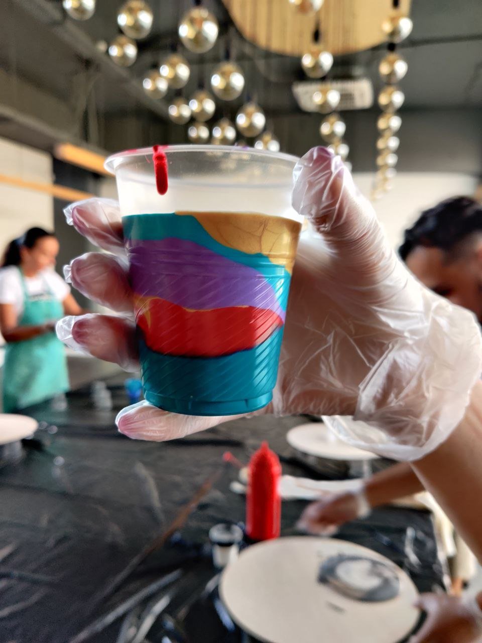 Майстер клас з Флюїд Арт в Одесі Artyms Lab