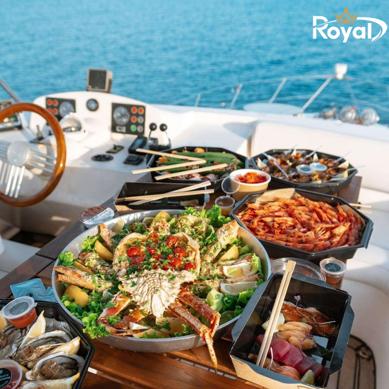 Yacht Catering Party & Events | Yacht Rental with Catering