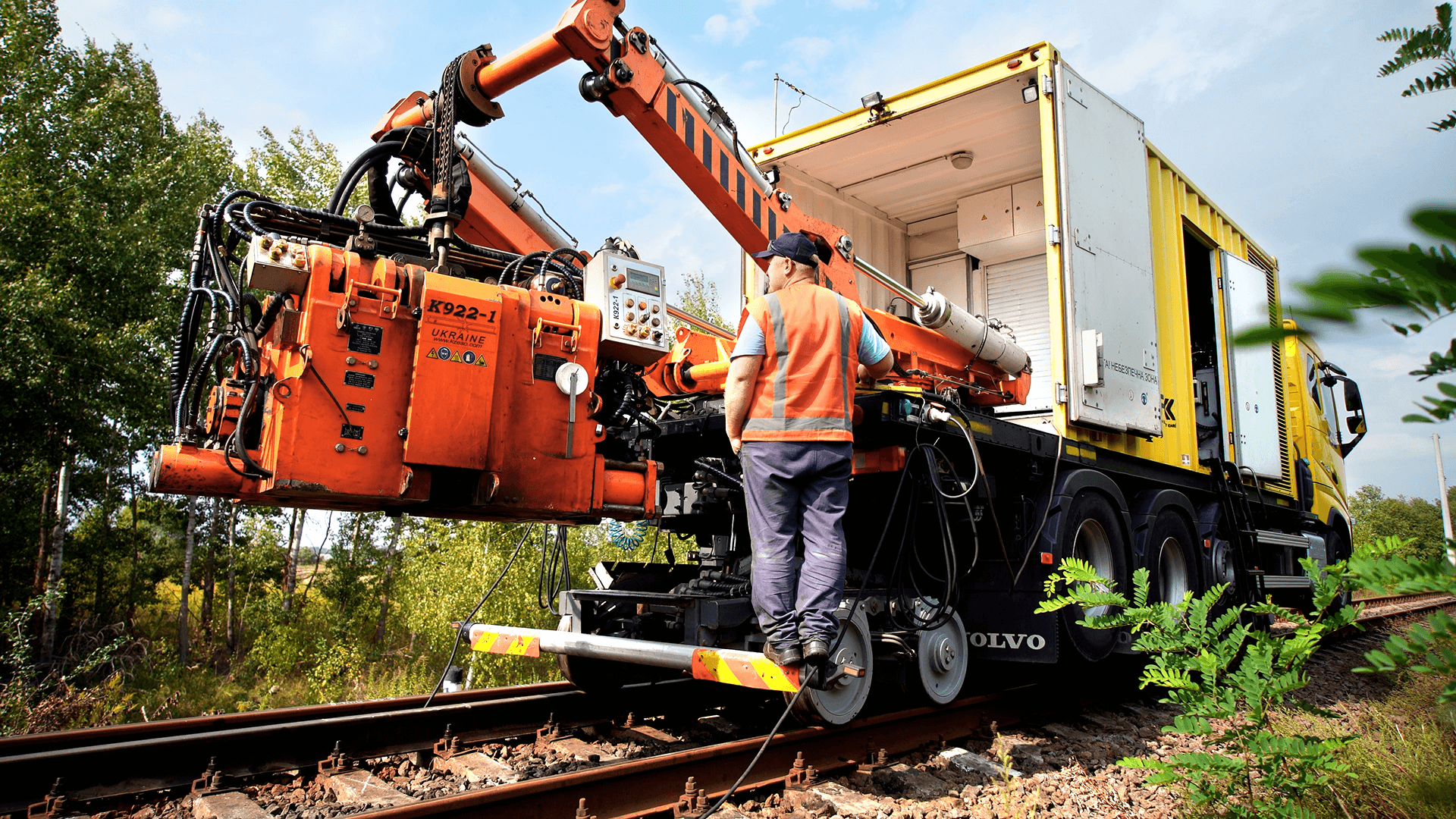 Rail Welding Machines and Track Machinery